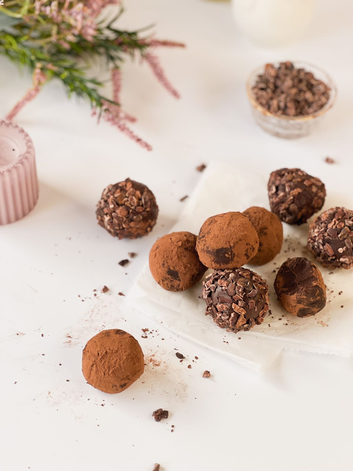 Trufe de Ciocolată din Doar 2 Ingrediente | estera farcaș